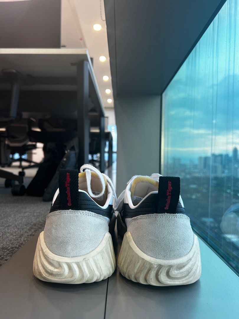 Onitsuka Tiger Acromount, Men's Fashion, Footwear, Sneakers on Carousell