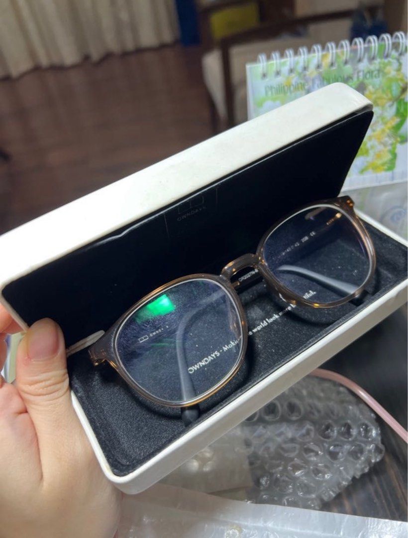Owndays Reading Eyeglasses, Women's Fashion, Watches & Accessories ...