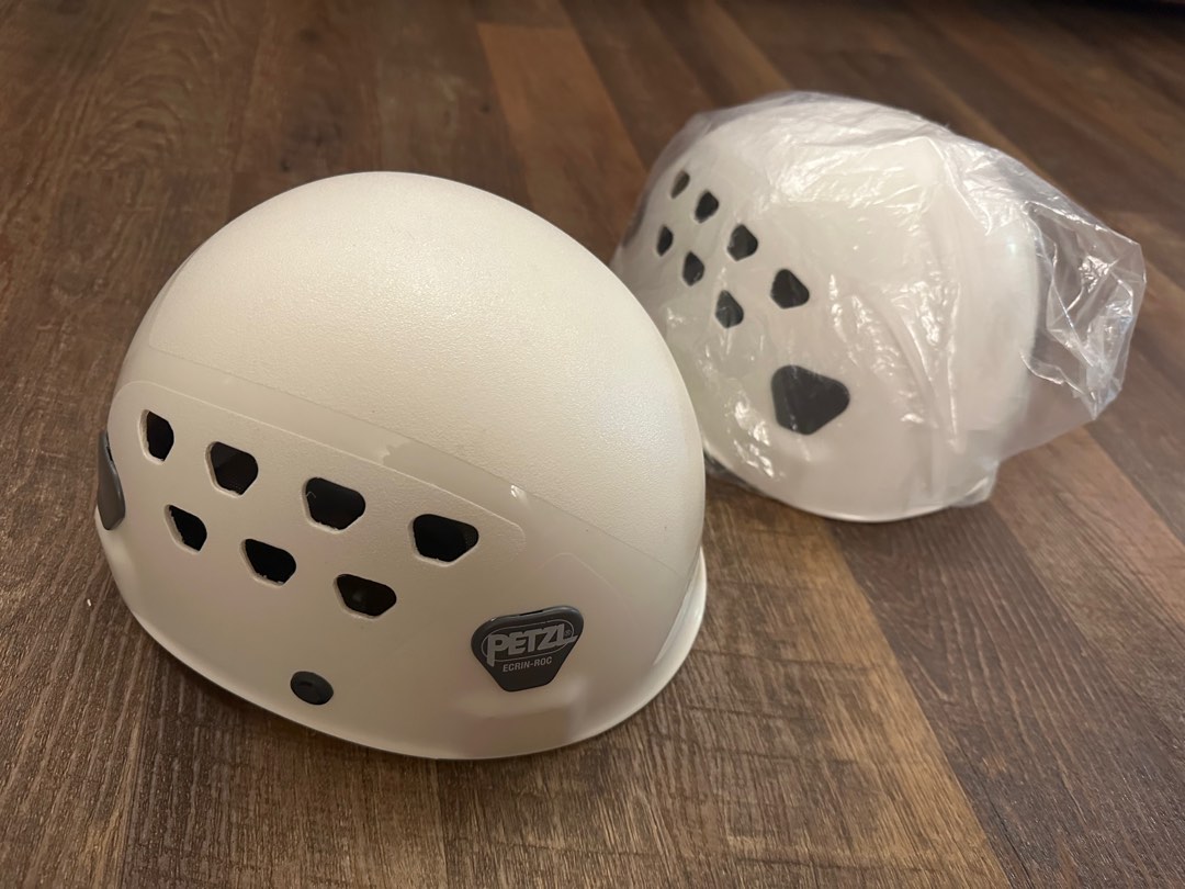 Petzl Ecrin helmet BNWT, Sports Equipment, Other Sports Equipment and ...