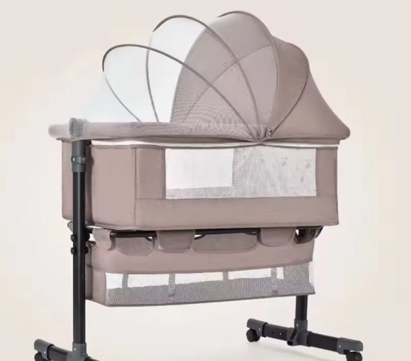 Portable Co-sleeper crib, Babies & Kids, Baby Nursery & Kids Furniture ...