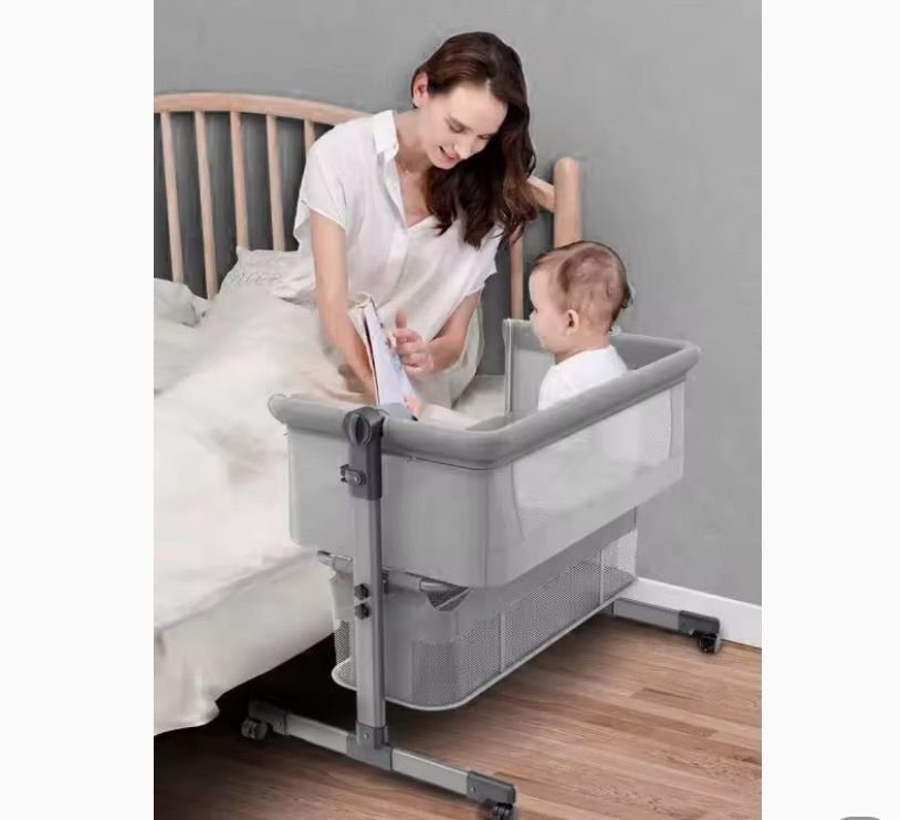Portable Co-sleeper crib, Babies & Kids, Baby Nursery & Kids Furniture ...