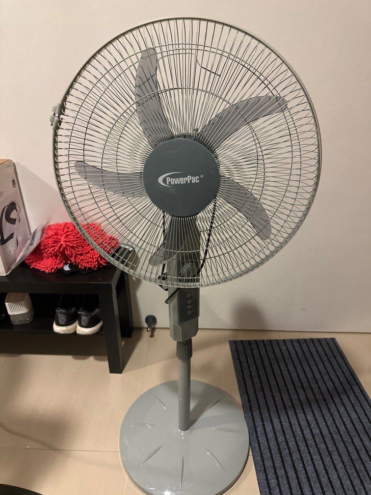 Power pac 18 inch stand fan, Furniture & Home Living, Lighting & Fans ...