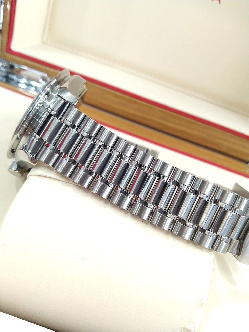 Sapphire Omega speedometer reduced, Luxury, Watches on Carousell