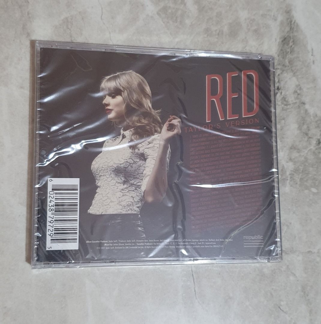 [SIGNED] Red (Taylor's Version) Taylor Swift, Hobbies & Toys, Music ...