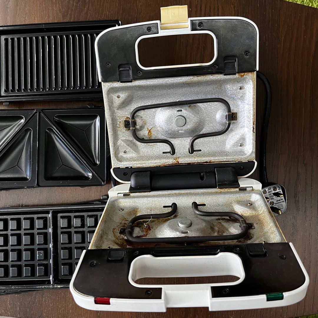 Spoilt sandwich and waffle maker, TV & Home Appliances, Kitchen ...