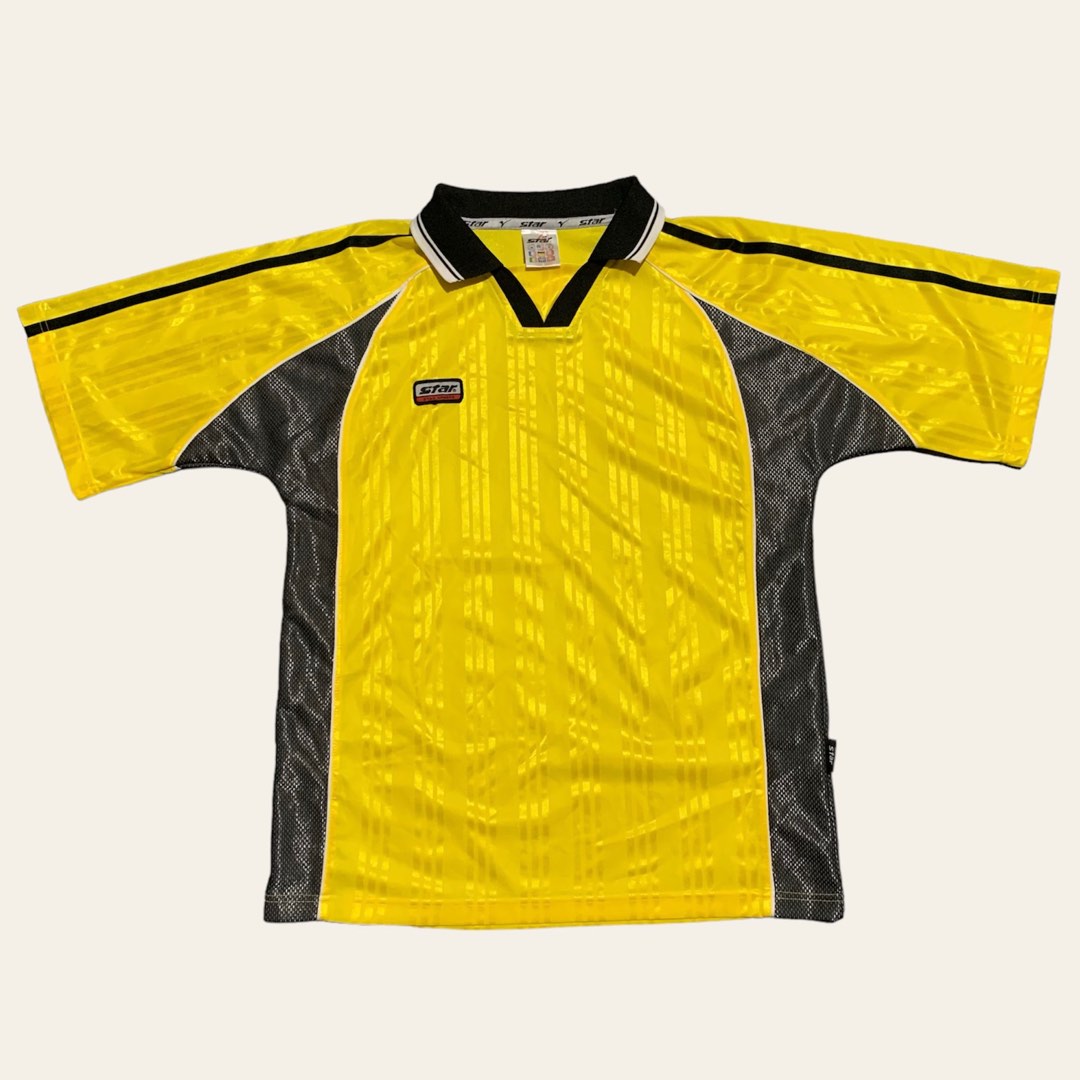 STAR SPORT FOOTBALL KIT, Men's Fashion, Activewear on Carousell