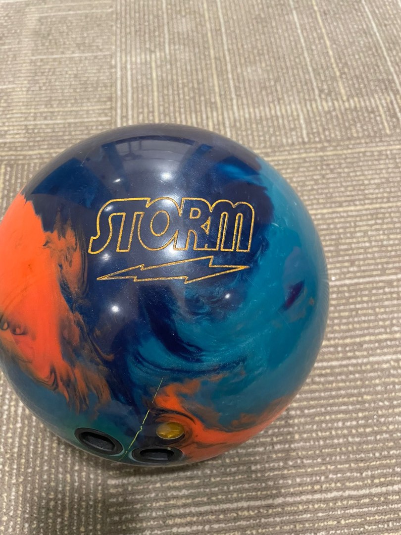Storm Bowling Ball, Sports Equipment, Sports & Games, Billiards ...