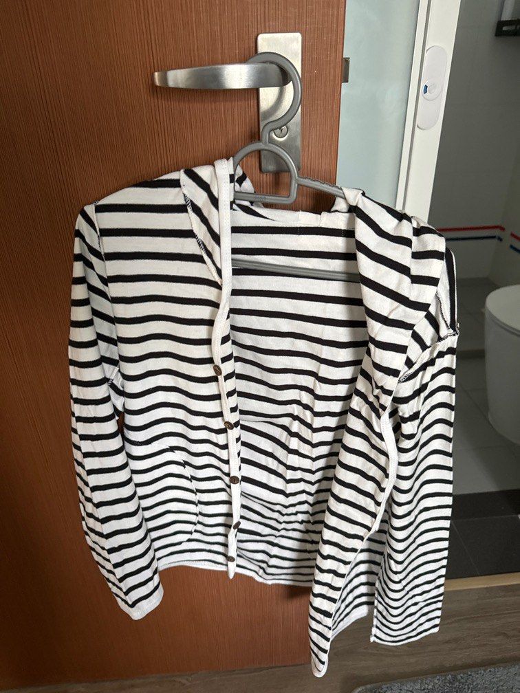 Strip jacket, Women's Fashion, Coats, Jackets and Outerwear on Carousell