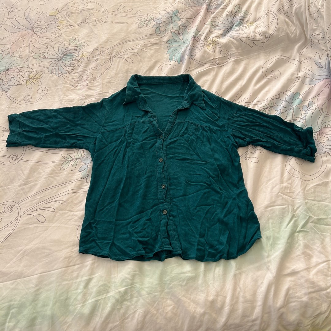 Teal/blue green button up, Women's Fashion, Tops, Blouses on Carousell