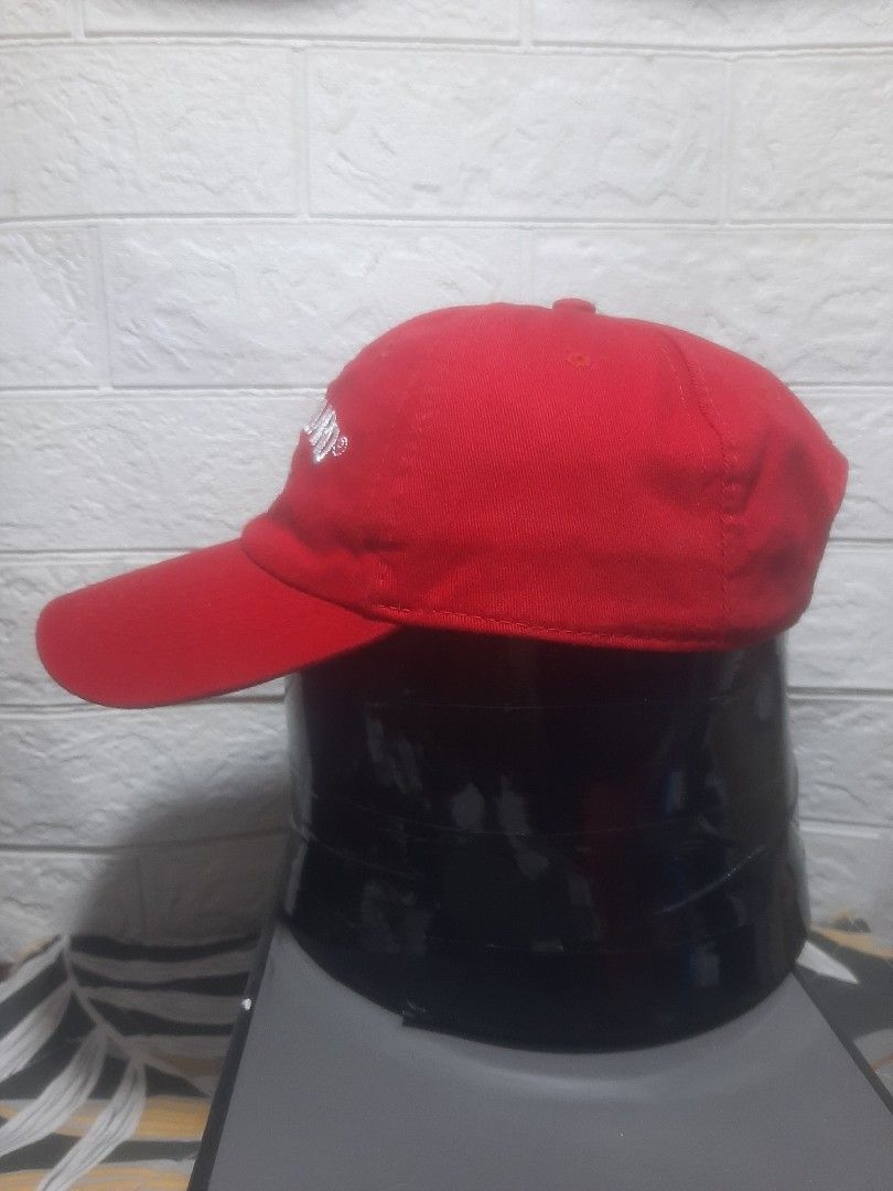 Topi Lifeguard official licensed, Fesyen Wanita, Aksesoris di Carousell