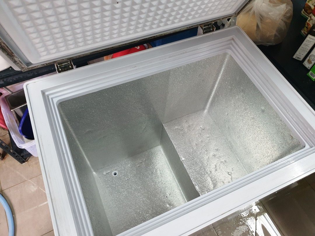 Unicool Chest Freezer 160Litre, TV & Home Appliances, Kitchen ...