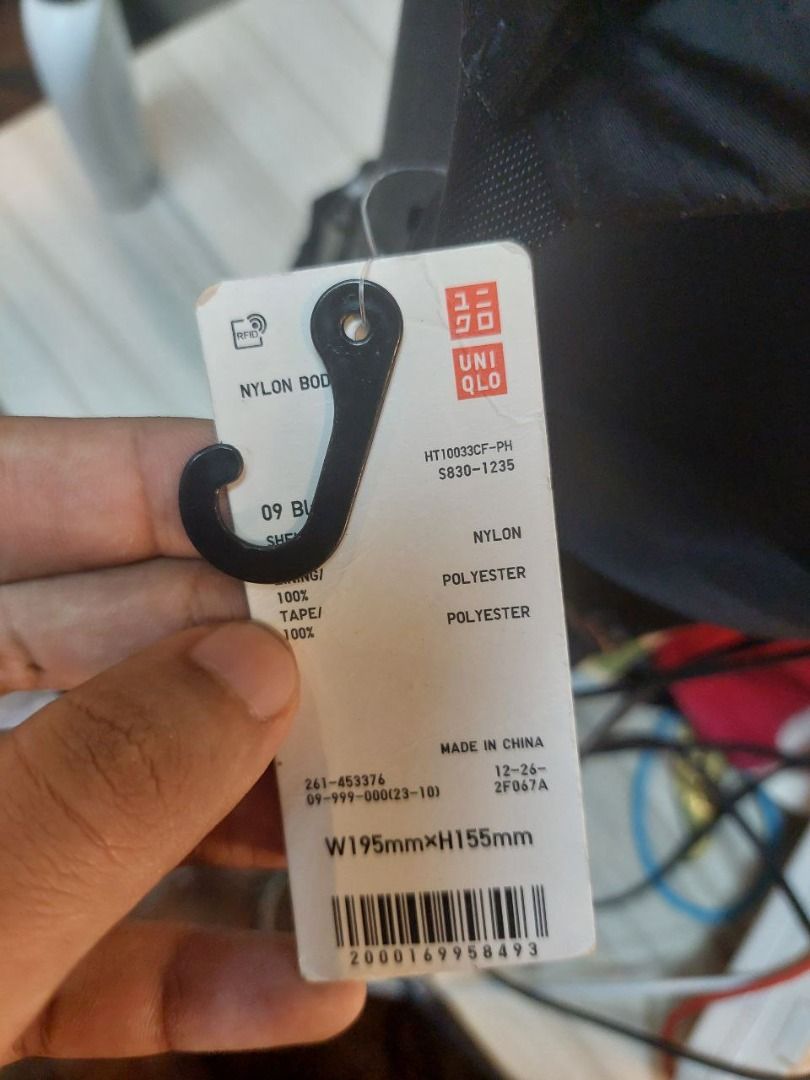 Uniqlo Nylon Body Bag Fanny Pack, Men's Fashion, Bags, Belt bags ...