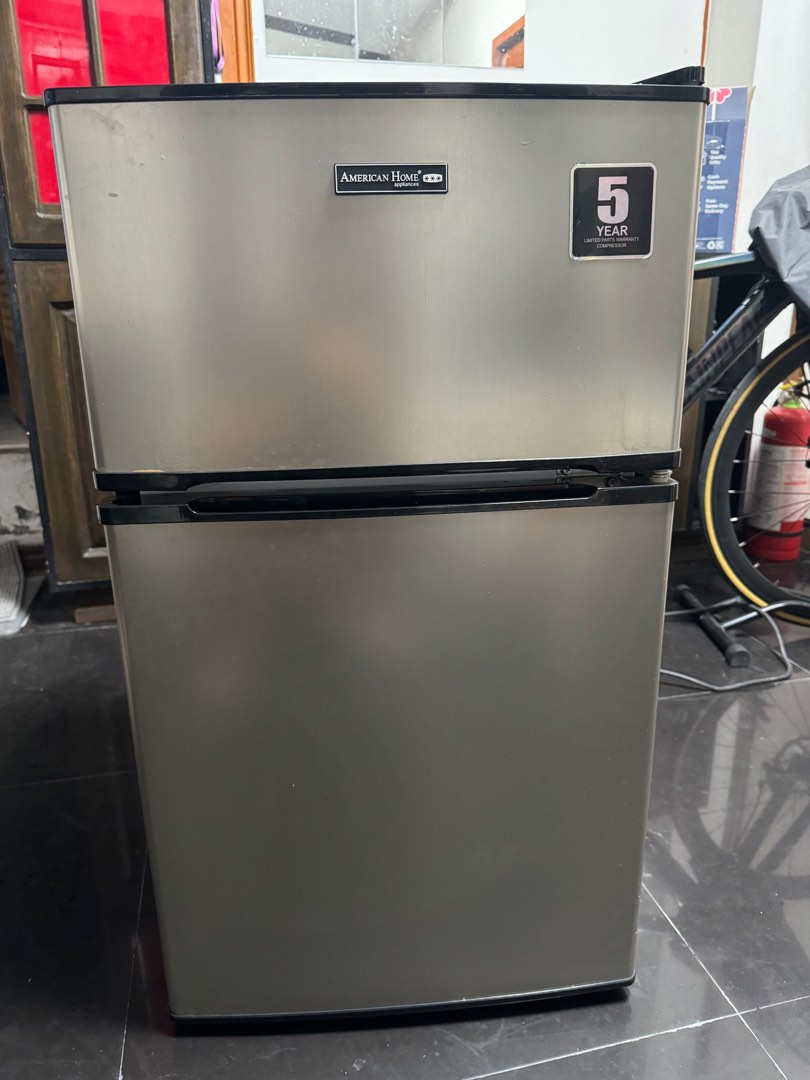 3 cu ft. american home ref, TV & Home Appliances, Kitchen Appliances, Refrigerators and Freezers ...