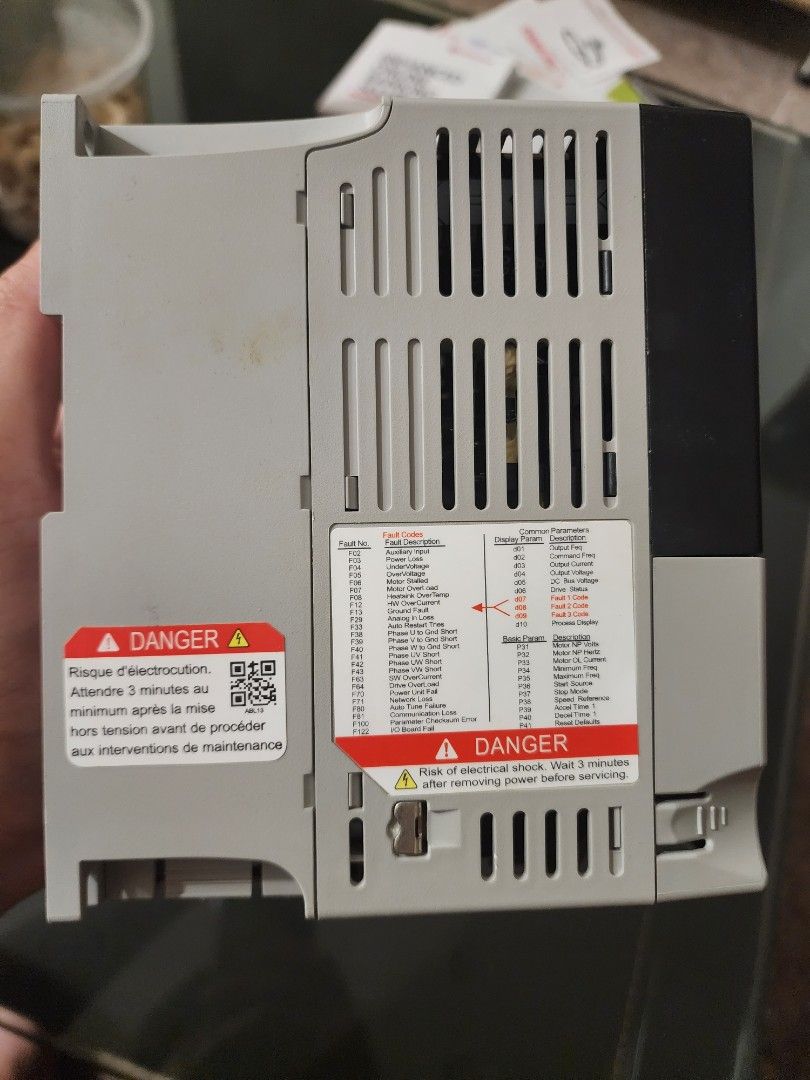 Allen Bradley Inverter Drive, 1.5 kW, 3 Phase, 400 V ac, 4 A, PowerFlex ...