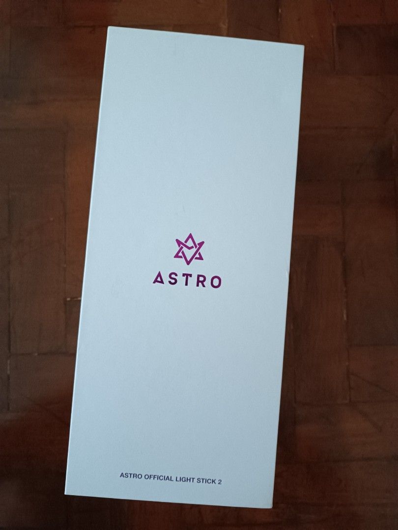 Astro Official Lightstick Ver. 2 / Robong Ver. 2, Hobbies & Toys ...