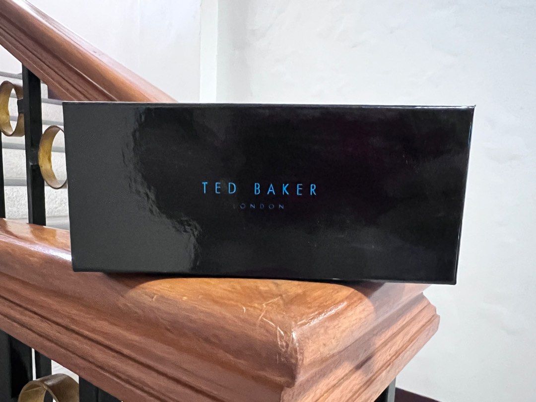 Authentic Ted Baker Eyeglass Case, Women's Fashion, Jewelry ...