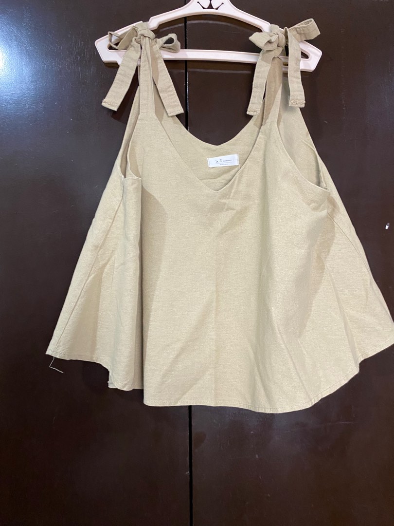 Beige linen top, Women's Fashion, Tops, Sleeveless on Carousell