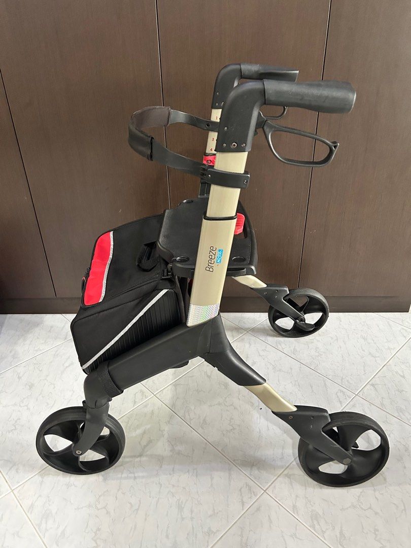 Breeze Aluminium Rollator / Walker, Health & Nutrition, Assistive ...