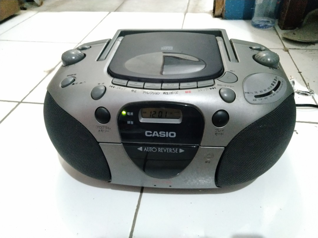 CASIO CD-FX6 Portable Radio Boombox CD Cassette AM/FM Tuner - From ...
