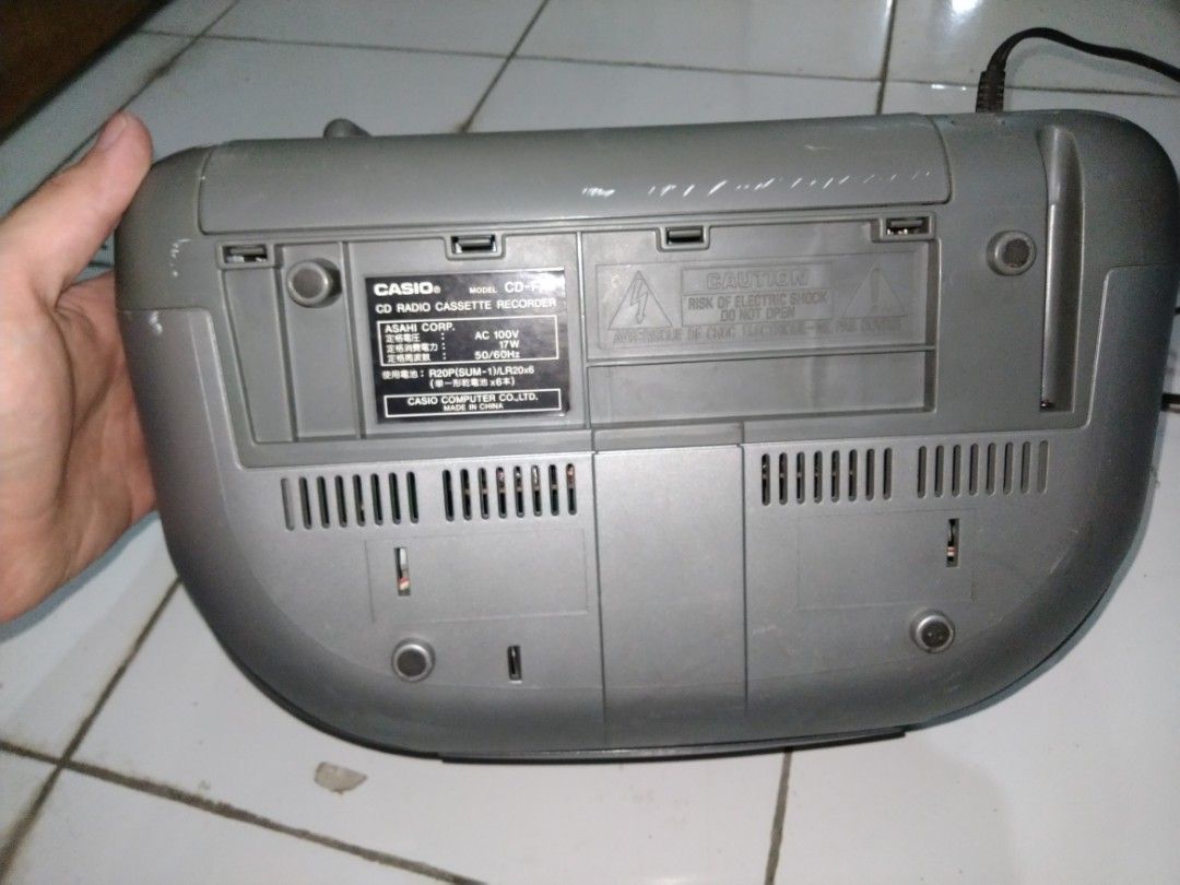 CASIO CD-FX6 Portable Radio Boombox CD Cassette AM/FM Tuner - From ...