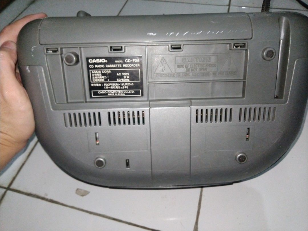 CASIO CD-FX6 Portable Radio Boombox CD Cassette AM/FM Tuner - From ...