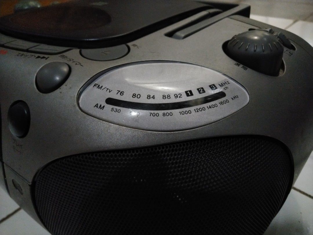 CASIO CD-FX6 Portable Radio Boombox CD Cassette AM/FM Tuner - From ...