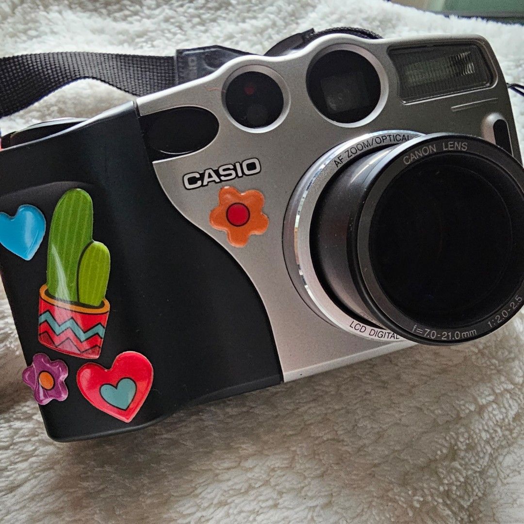 Casio QV-3000EX digital camera, Photography, Cameras on Carousell