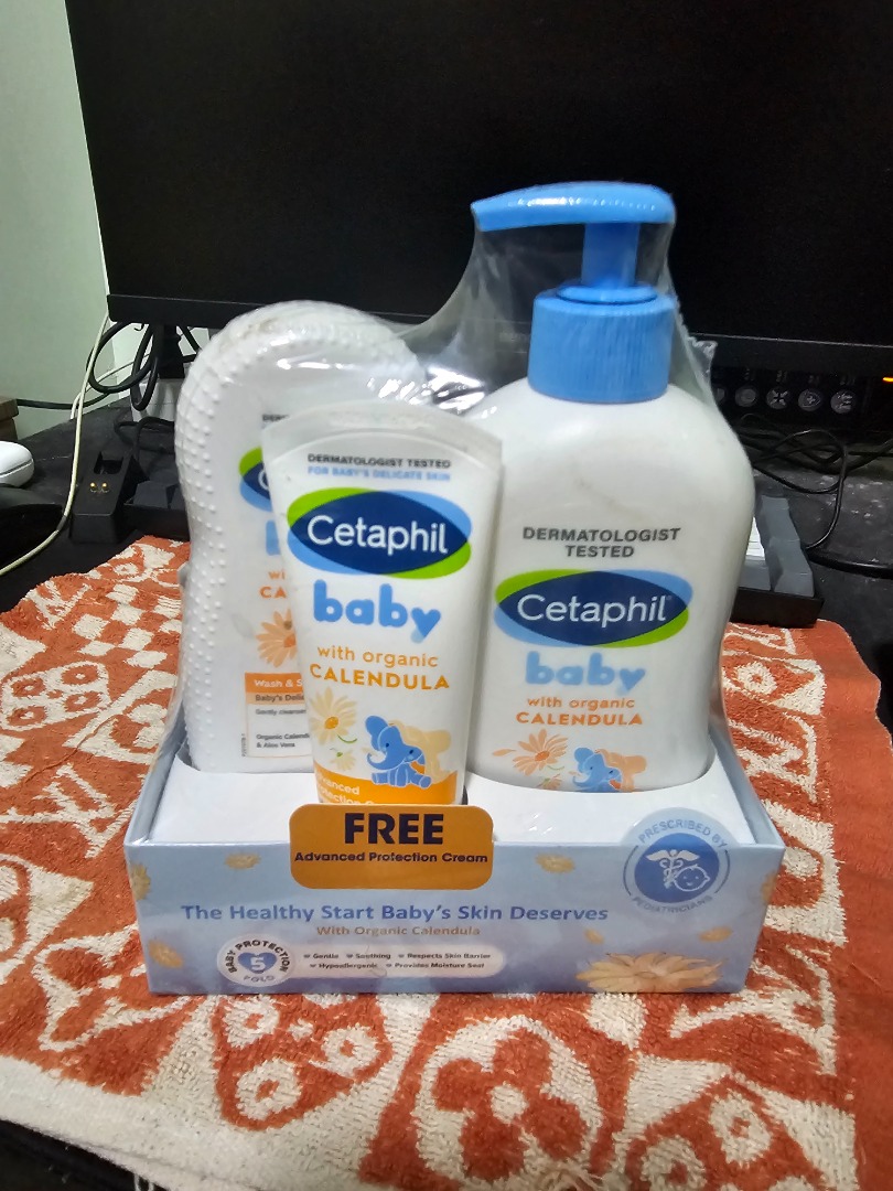Cetaphil Baby Calendula Trio Set, Babies & Kids, Bathing & Changing ...
