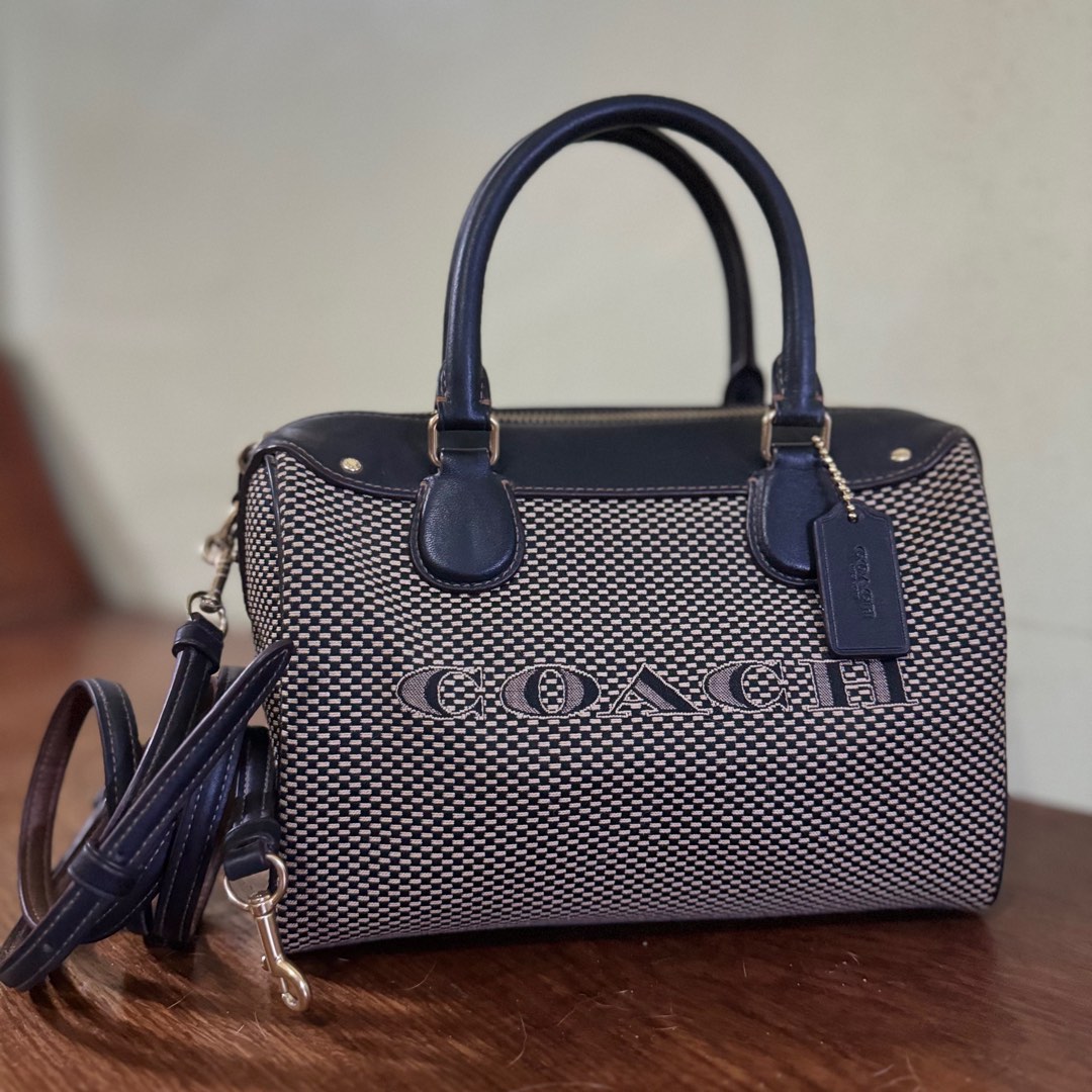 Coach Bennett, Women's Fashion, Bags & Wallets, Cross-body Bags on ...