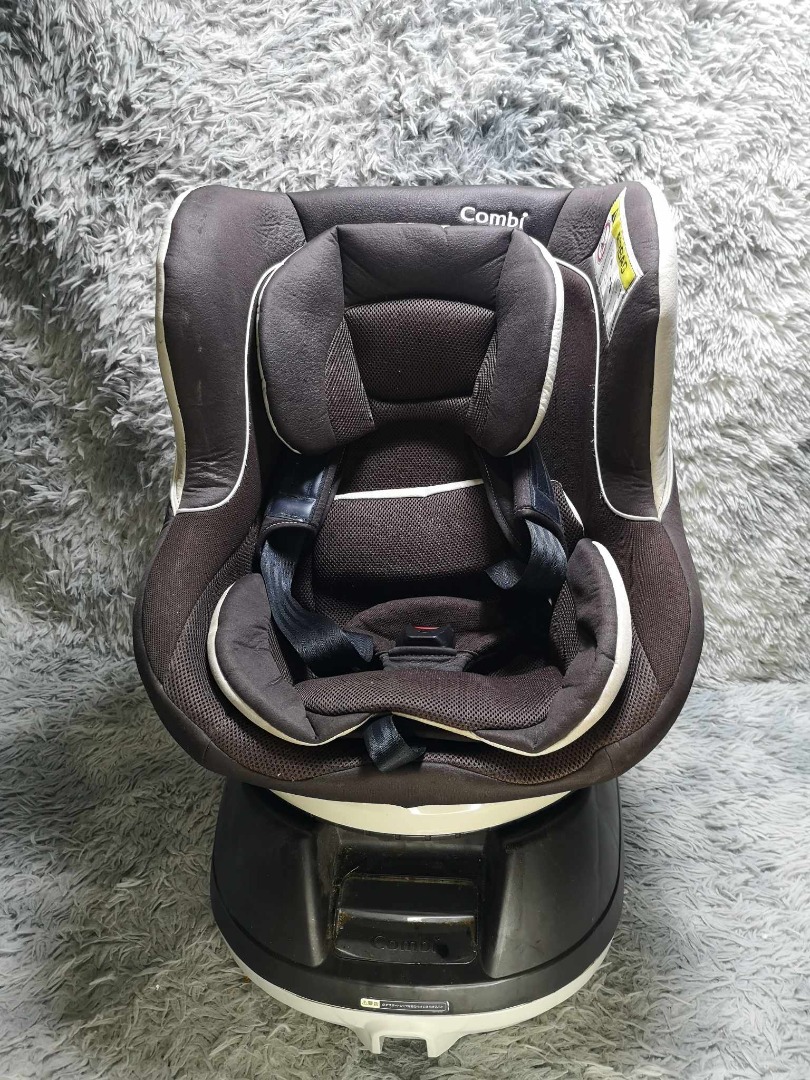 Combi Black Rocking And Baby Car Seat, Babies & Kids, Going Out, Car ...
