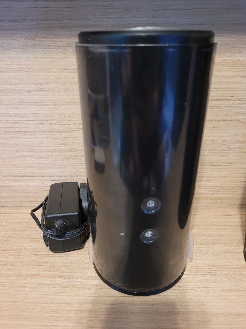 Dlink router x2 + free syslink router, Computers & Tech, Parts ...