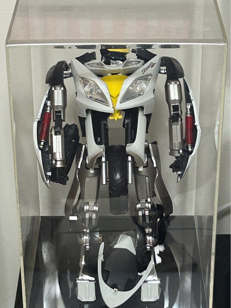 FIGHTER 4V150/機車/機器人/變形金剛/模型/展示, 書籍、休閒與玩具, 玩具、公仔、桌遊在旋轉拍賣