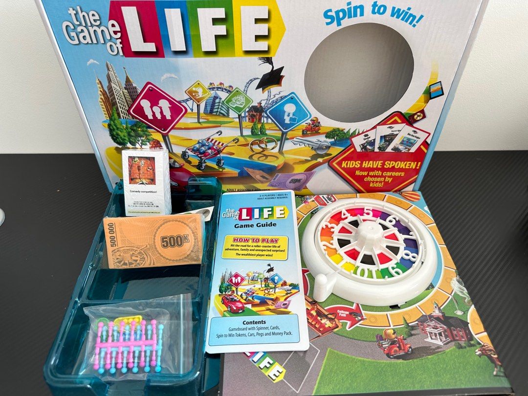 Game of life (spin to win) board game, Hobbies & Toys, Toys & Games on ...