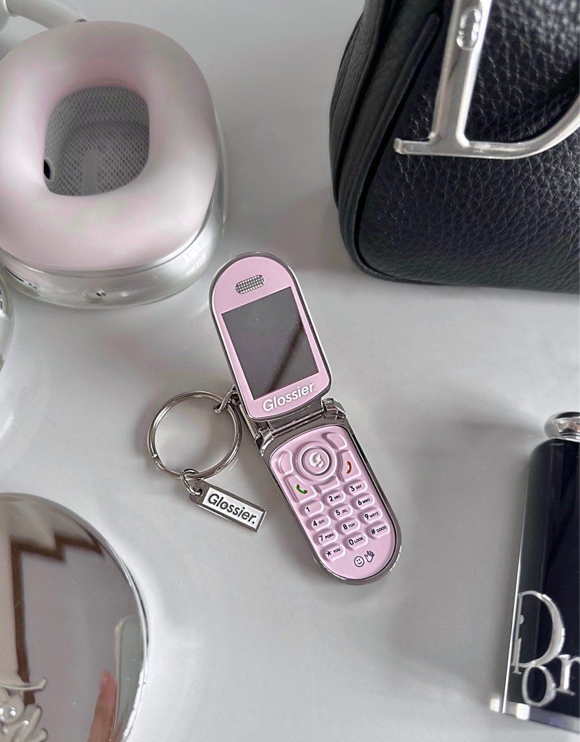 Glossier Flip Phone Keychain LA Exclusive, Beauty & Personal Care, Face ...
