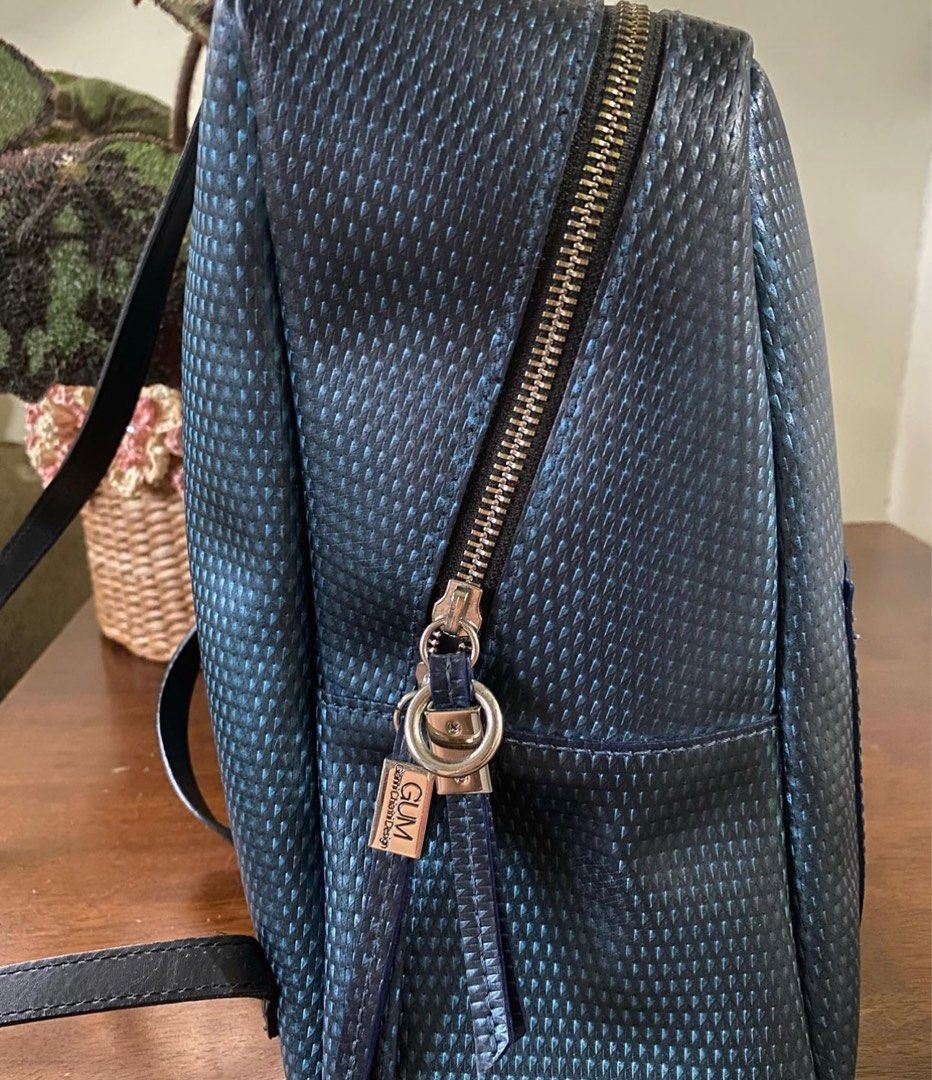 GUM Backpack, Women's Fashion, Bags & Wallets, Backpacks on Carousell