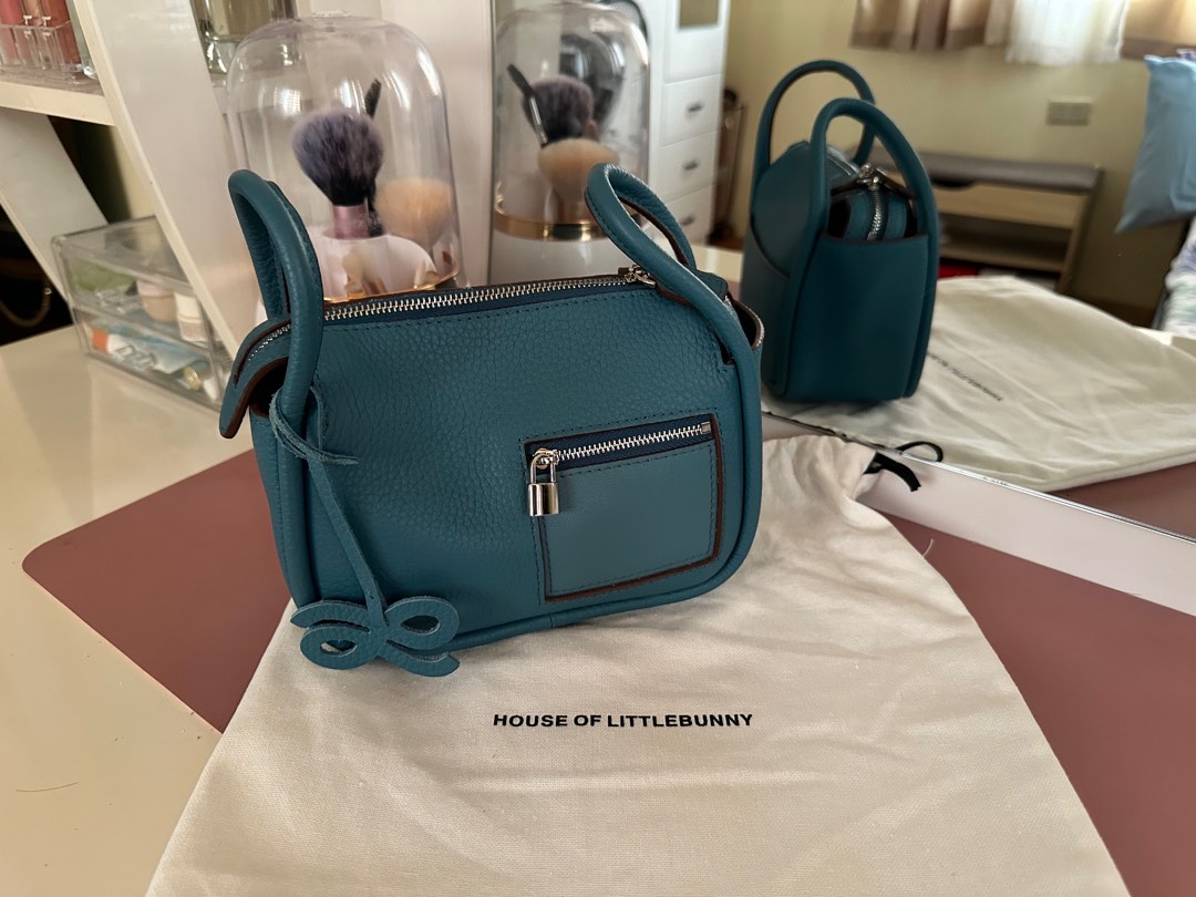HOLB Momentum 18cm (genuine leather), Women's Fashion, Bags & Wallets ...