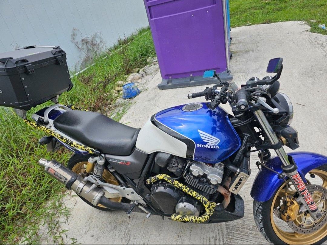 Honda cb400 spec 3, Motorcycles, Motorcycles for Sale, Class 2A on Carousell