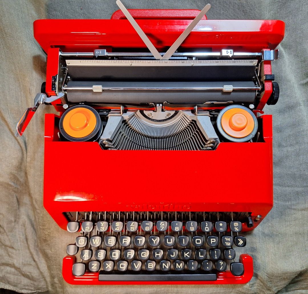 Iconic VALENTINE OLIVETTI Glossy RED Portable Typewriter, Hobbies ...