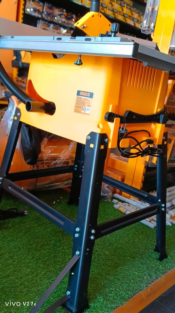 Ingco table saw 2200wattage TS22002, Commercial & Industrial ...