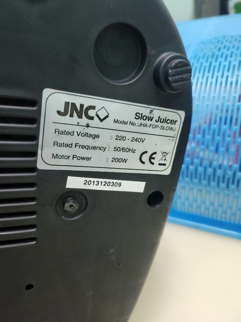 JNC Slow Juicer, TV & Home Appliances, Kitchen Appliances, Juicers, Blenders & Grinders on Carousell