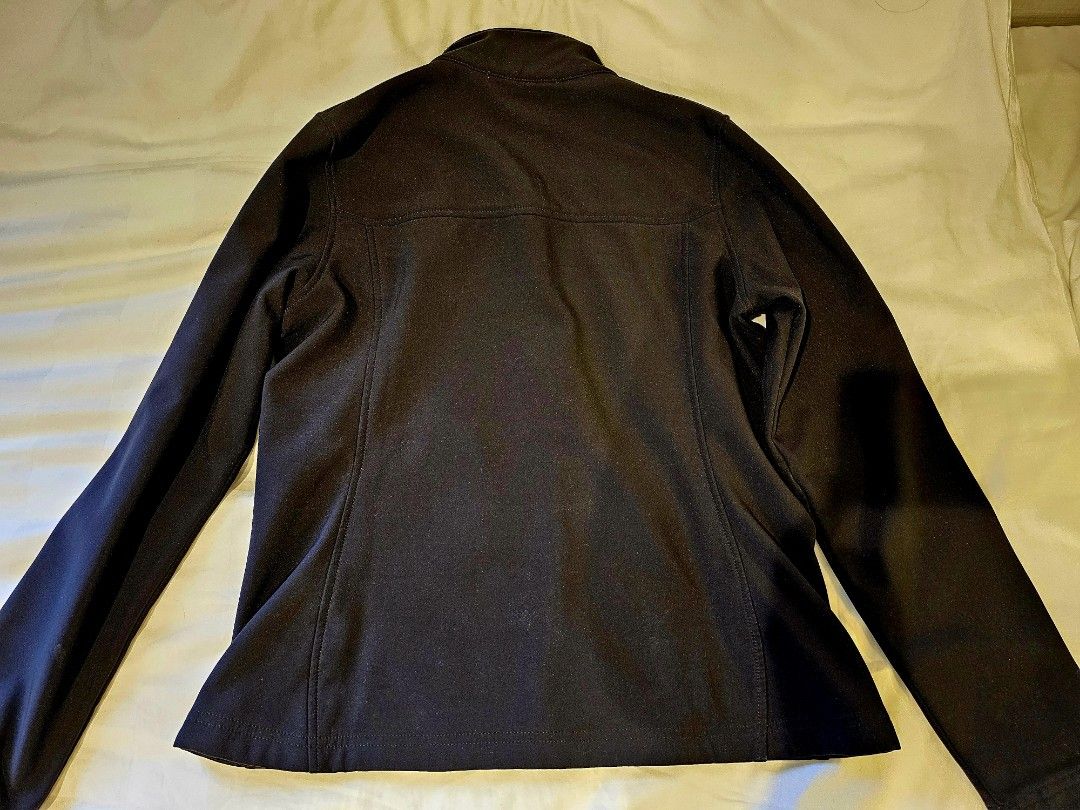 Kathmandu Softshell Zipped Jacket, Women's Fashion, Coats, Jackets and ...