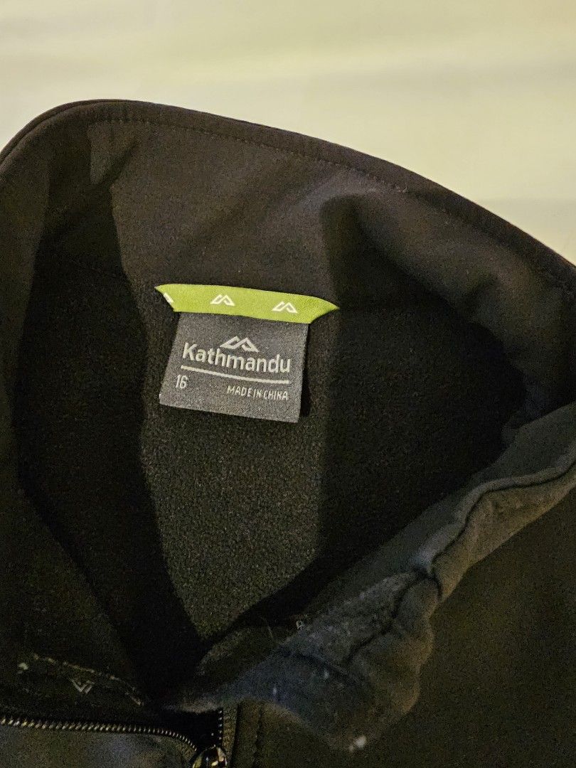 Kathmandu Softshell Zipped Jacket, Women's Fashion, Coats, Jackets and ...