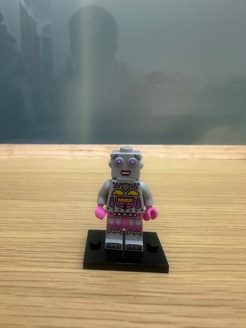 Lego Minifigures 71002 Series 11 Lady Robot, Hobbies & Toys, Toys ...