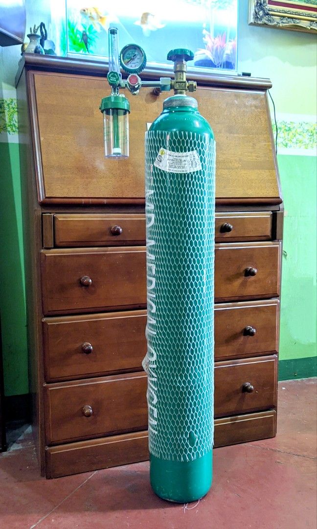 Medical Grade Oxygen Tank, Health & Nutrition, Medical Supplies & Tools ...