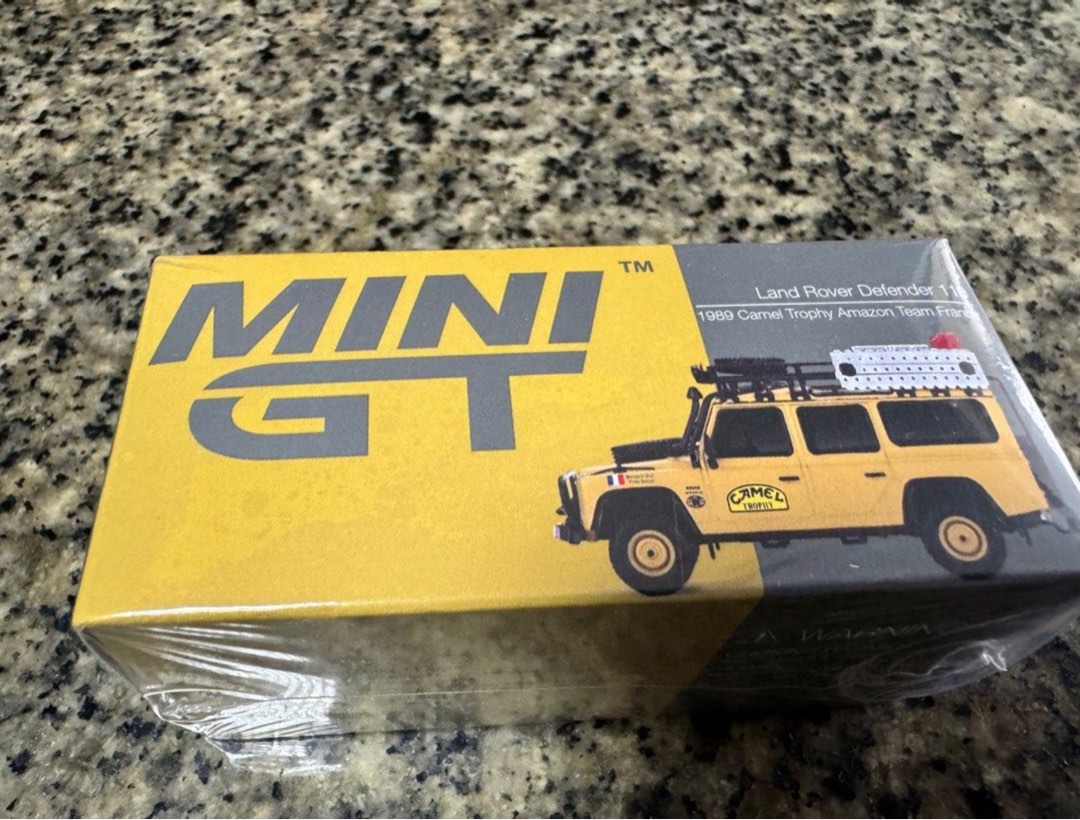 Mini GT Land Rover defender, Hobbies & Toys, Toys & Games on Carousell