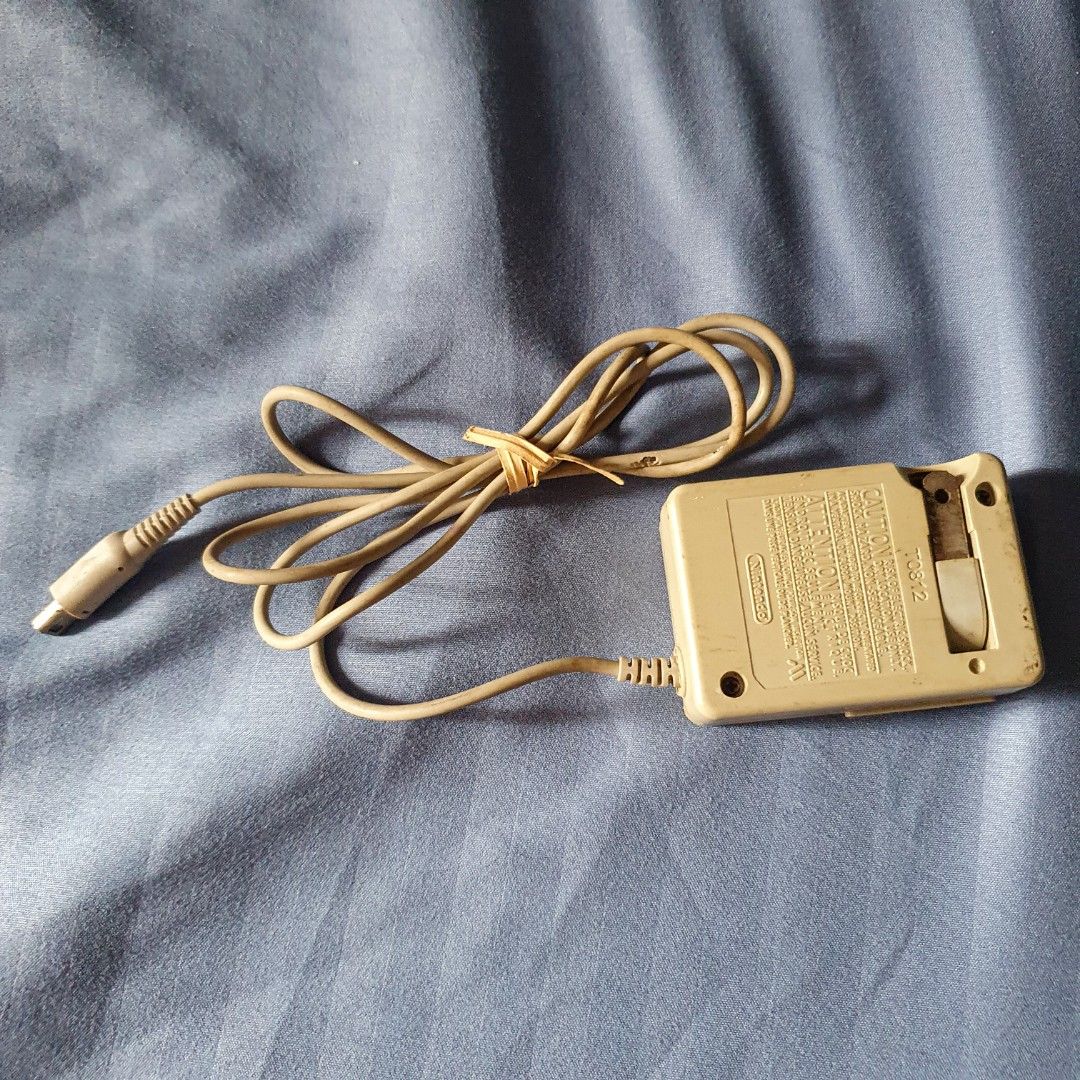 New 3DS XL CFW - Metallic Red, Video Gaming, Video Game Consoles, Nintendo on Carousell