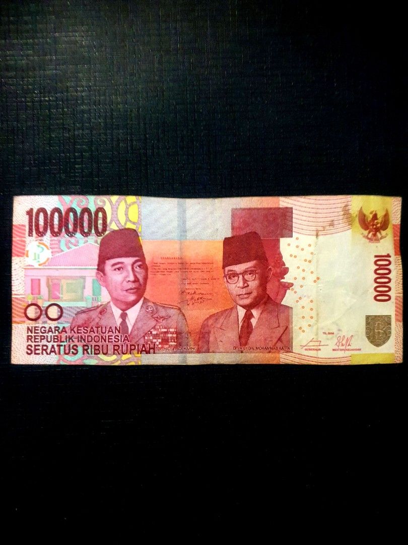 Old Indonesia Rupiah 100,000 Banknote. Nice s/n 861667, Hobbies & Toys ...