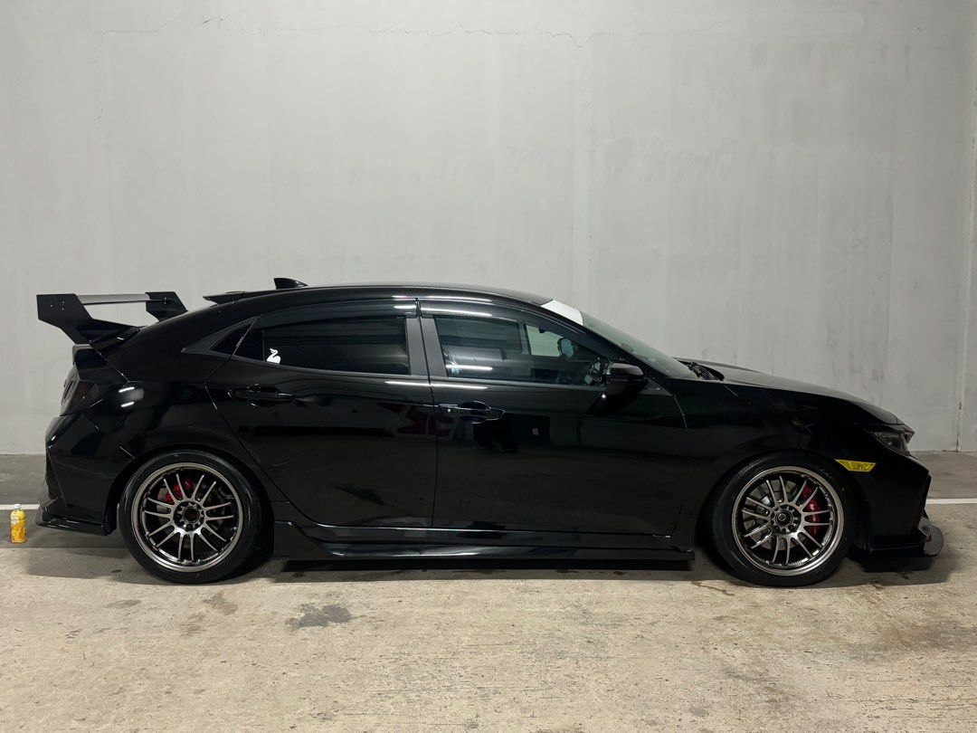 Original 18” Volk Racing RE30 in Formula Silver / Diamond Cut, Car ...