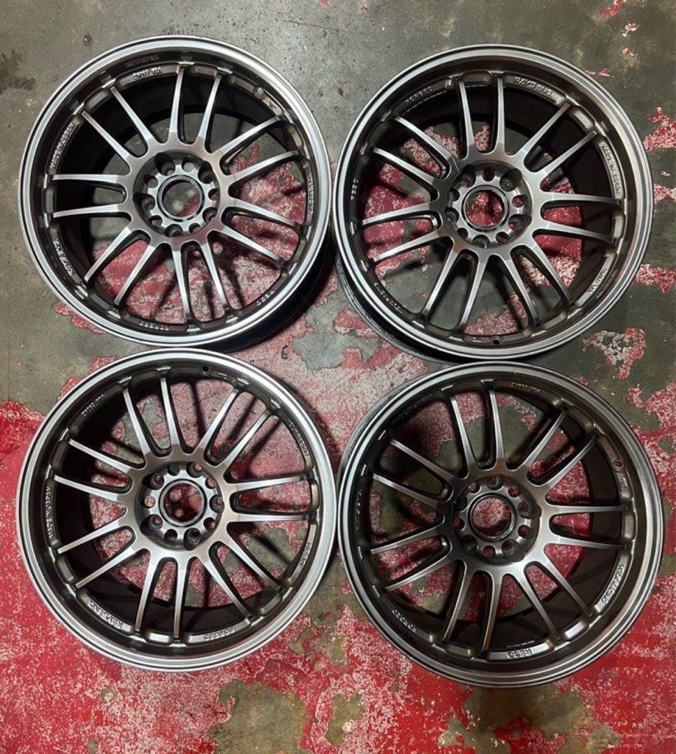 Original 18” Volk Racing RE30 in Formula Silver / Diamond Cut, Car ...