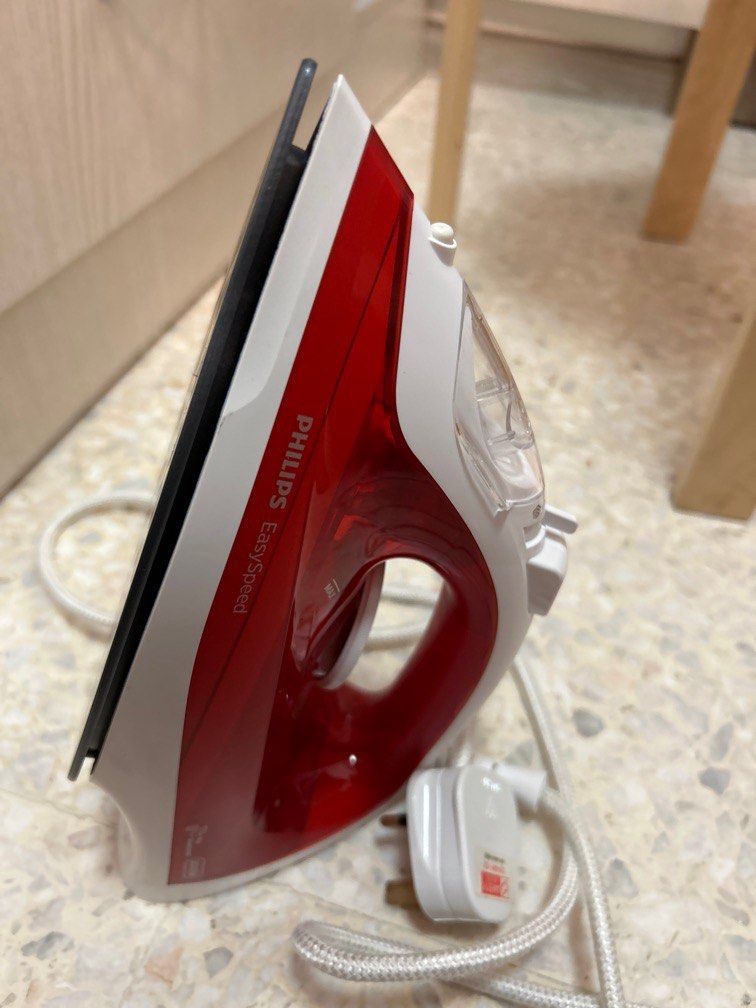 Philips Iron, TV & Home Appliances, Irons & Steamers on Carousell